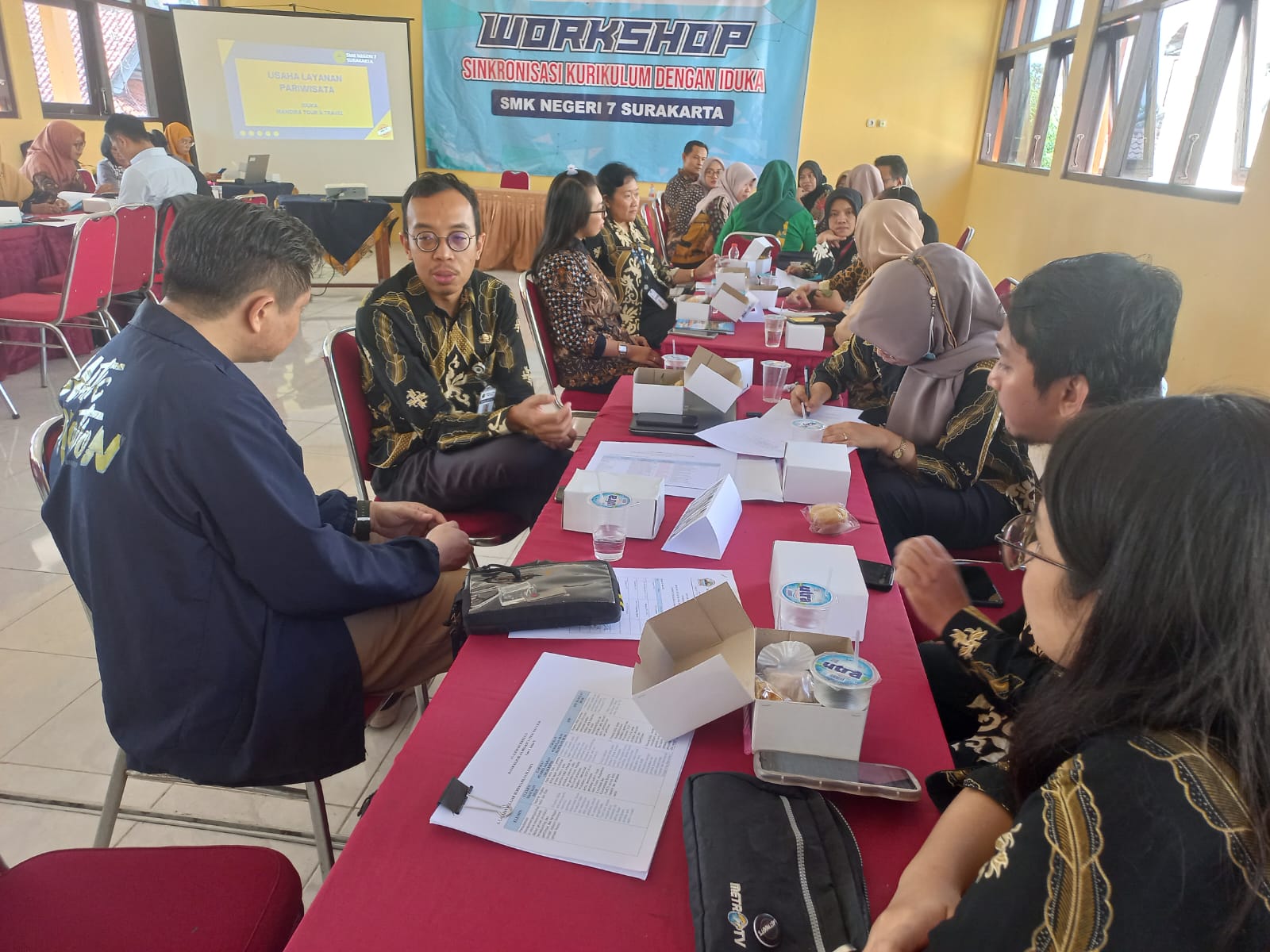 SINKRONISASI KURIKULUM IDUKA DAN SMK JUARA - SMK Negeri 7 Surakarta